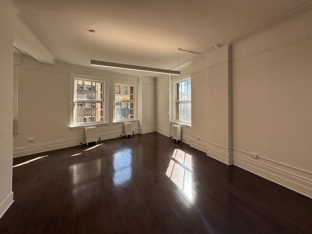 Empire State Building: 350 Fifth Ave, Office Space Availability